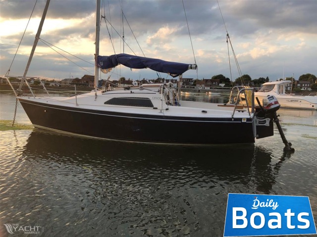 1982 Hunter Medina for sale. View price, photos and Buy 1982 Hunter ...