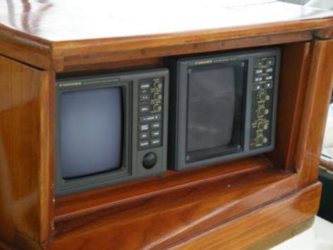 1991 Pacemaker 37 Convertible Sportfish for sale. View price, photos ...