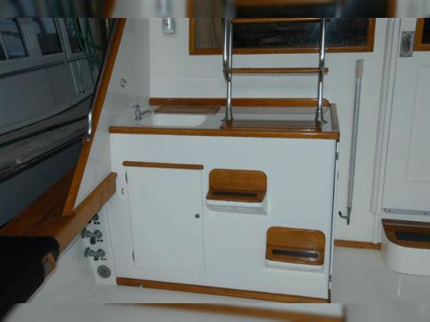 1986 Post Yachts Flybridge Convertible for sale. View price, photos and ...