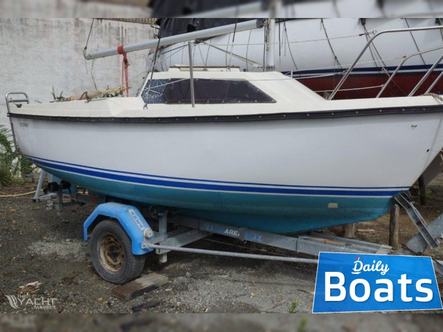 1988 Jeanneau Cap 450 à vendre. Voir le prix, les photos et Acheter ...