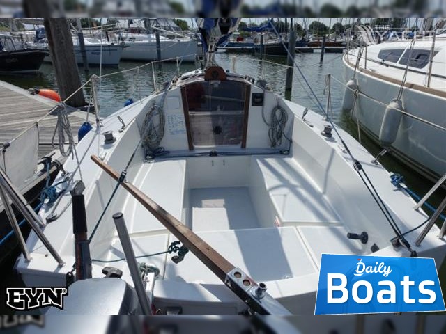 1995 Friendship 21 Lambada for sale. View price, photos and Buy 1995 ...