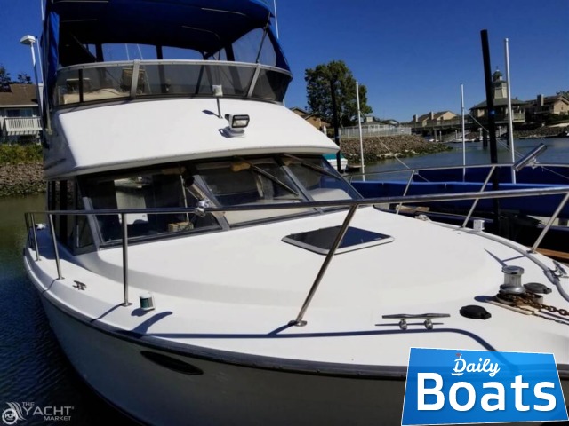 Carver 320 Voyager for sale. View price, photos and Buy Carver 320 ...