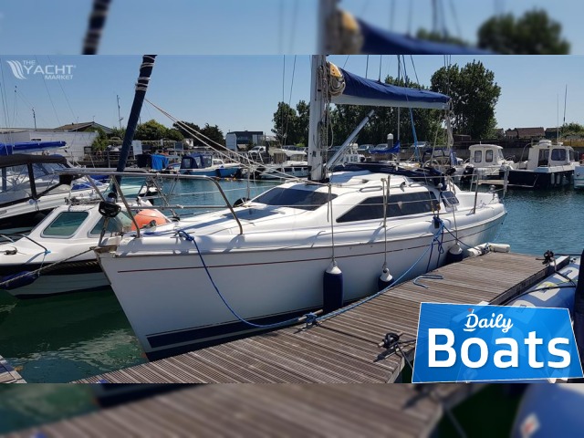 1998 Hunter Legend 280 for sale. View price, photos and Buy 1998 Hunter ...