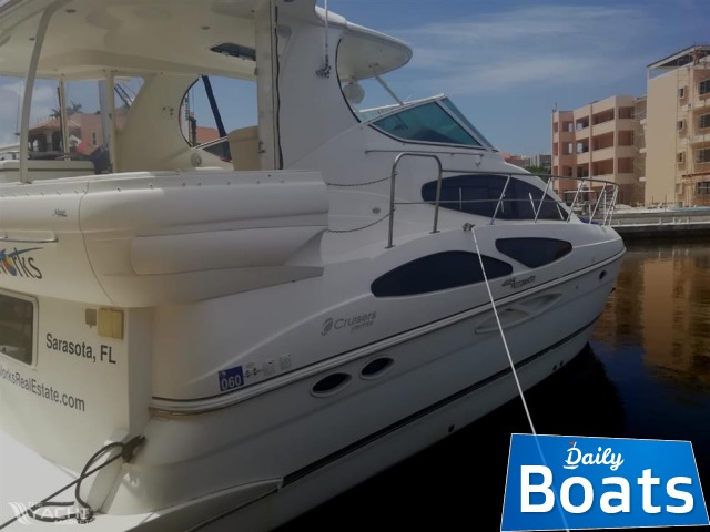 2005 Cruisers Yachts 405 Express Motor for sale. View price, photos and ...