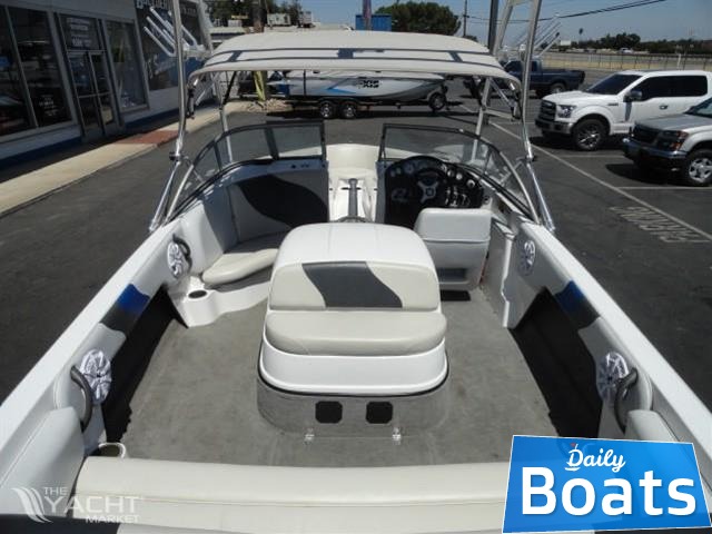 2005 Moomba Outback for sale. View price, photos and Buy 2005 Moomba ...
