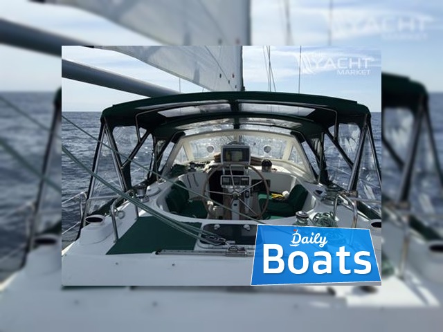 1998 Beneteau Oceanis Clipper 40 Center Cockpit for sale. View price ...