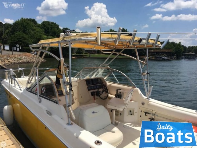 2001 World Cat Power 246 Dc for sale. View price, photos and Buy 2001 ...