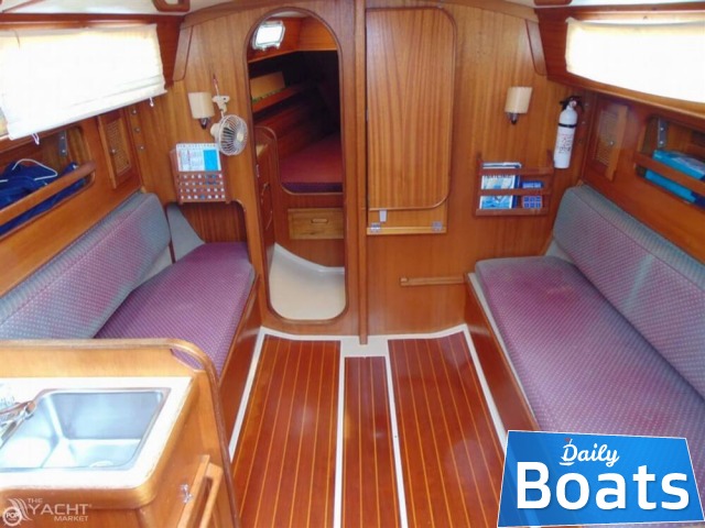 1983 Lippincott 30 for sale. View price, photos and Buy 1983 Lippincott ...