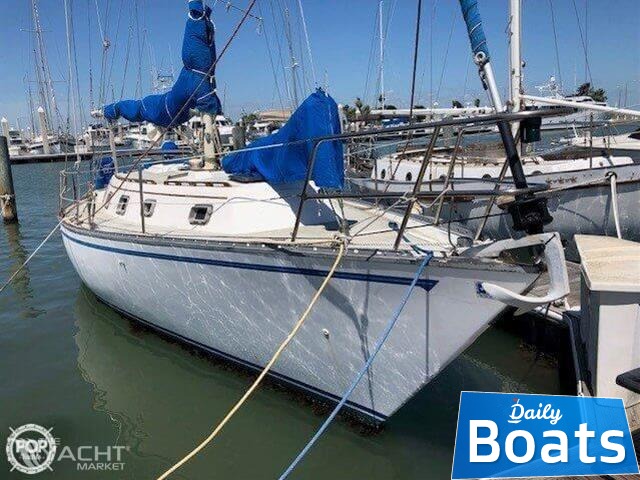 1982 Hunter 37 for sale. View price, photos and Buy 1982 Hunter 37 #149993