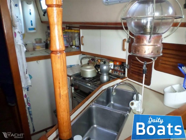 1989 Angus Custom Primrose 37 for sale. View price, photos and Buy 1989 ...