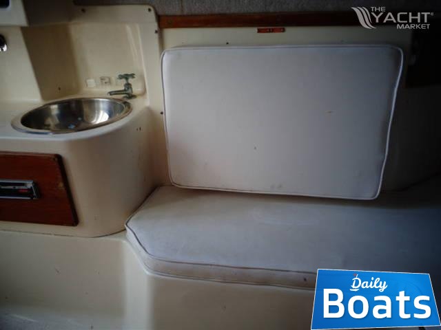 1989 Intrepid 26 Cuddy Cabin for sale. View price, photos and Buy 1989 ...