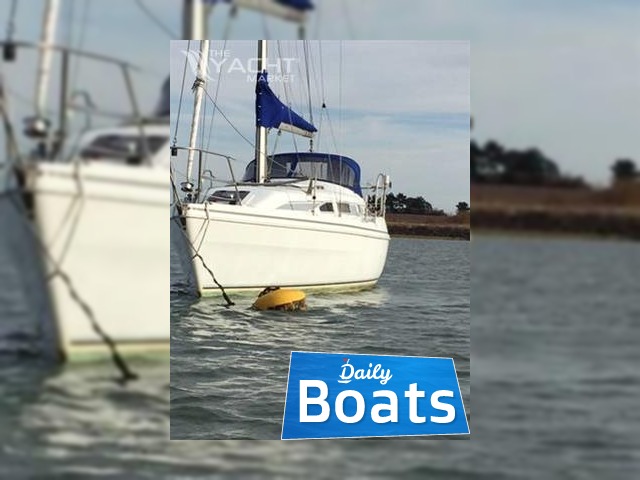 1993 Hunter Channel 32 for sale. View price, photos and Buy 1993 Hunter ...