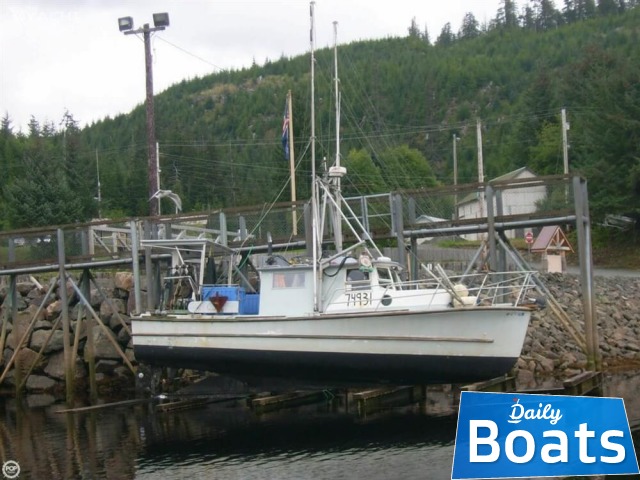 1983 Uniflite 33 Commercial Power Troller for sale. View price, photos ...