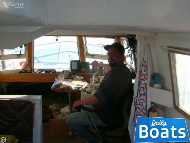 1983 Uniflite 33 Commercial Power Troller for sale. View price, photos ...