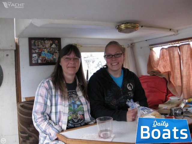 1983 Uniflite 33 Commercial Power Troller for sale. View price, photos ...