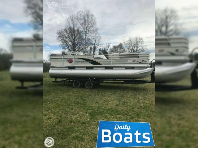 2002 Sun Tracker Regency 22 Party Barge for sale. View price, photos ...