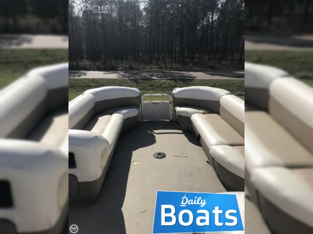 2002 Sun Tracker Regency 22 Party Barge for sale. View price, photos ...