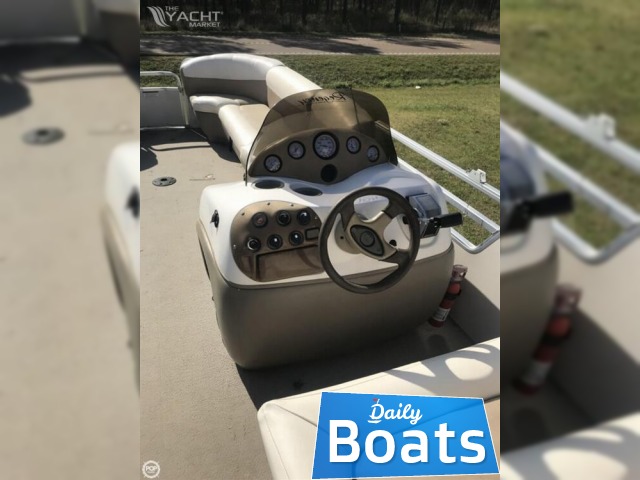 2002 Sun Tracker Regency 22 Party Barge for sale. View price, photos ...