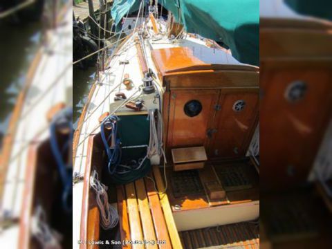 2000 Tosher Design.Gaff Cutter.19Ft Clinker Sailing B for sale. View ...