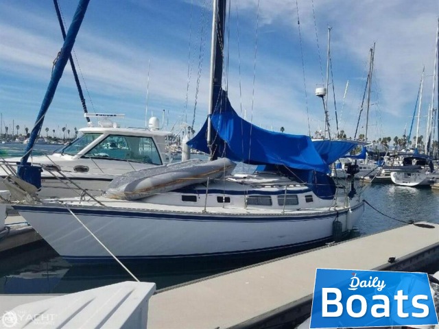 1989 Newport 33 for sale. View price, photos and Buy 1989 Newport 33 ...