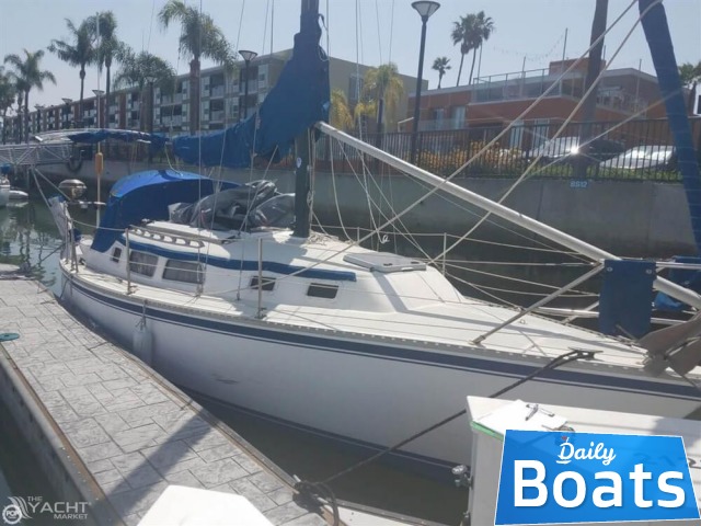 1989 Newport 33 for sale. View price, photos and Buy 1989 Newport 33 ...