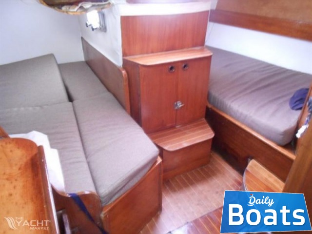 1984 Jeanneau Selection 37 for sale. View price, photos and Buy 1984 ...