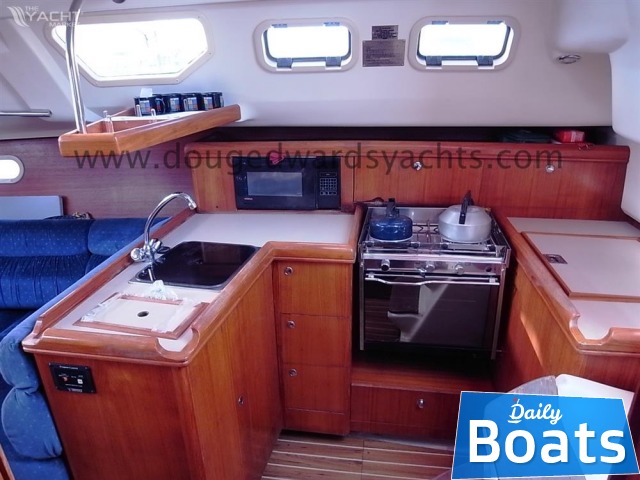 2002 Hunter Legend 326 for sale. View price, photos and Buy 2002 Hunter ...