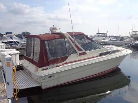 1987 Sea Ray 270 Da for sale. View price, photos and Buy 1987 Sea Ray ...