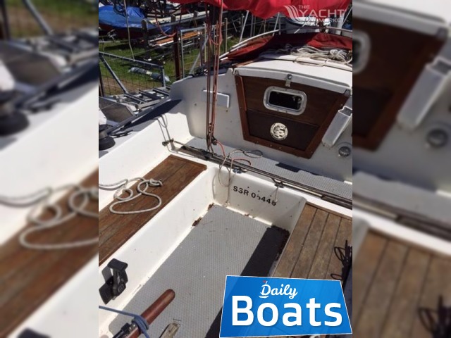 Weatherly Ruffian 23 for sale. View price, photos and Buy Weatherly ...