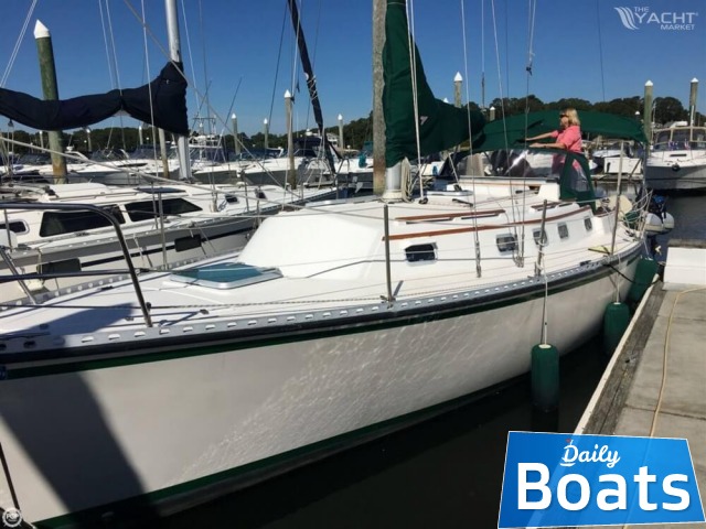 1987 Caliber 33 for sale. View price, photos and Buy 1987 Caliber 33 ...