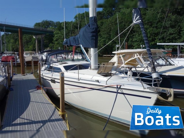 1991 Hunter Vision 36 for sale. View price, photos and Buy 1991 Hunter ...