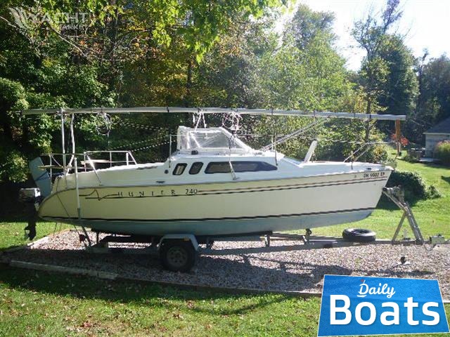 1998 Hunter 240 for sale. View price, photos and Buy 1998 Hunter 240 ...