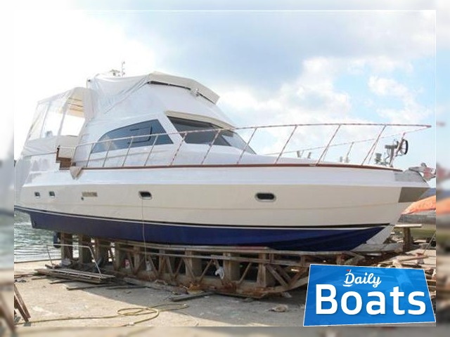 Fly bridge motoryacht for sale - Daily Boats