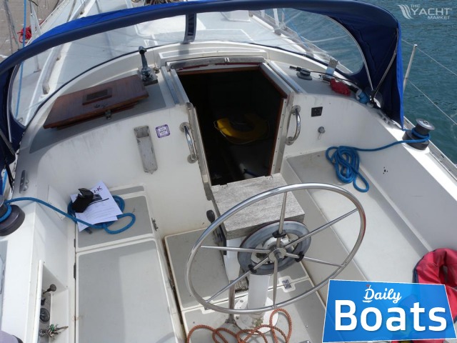 1982 Moody 333 for sale. View price, photos and Buy 1982 Moody 333 #162600