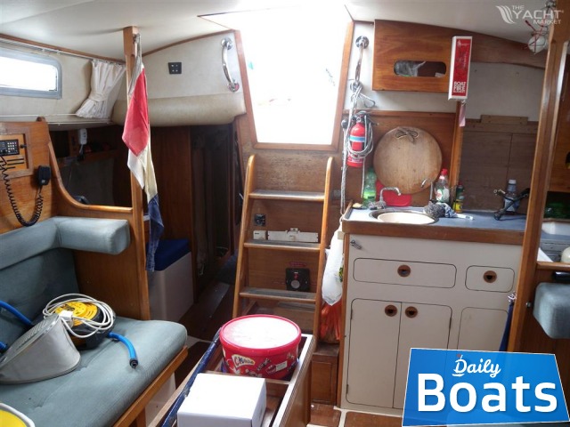 1982 Moody 333 for sale. View price, photos and Buy 1982 Moody 333 #162600