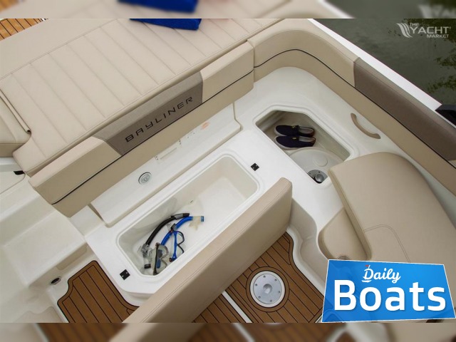 2017 Bayliner Vr5 Bowrider for sale. View price, photos and Buy 2017 ...