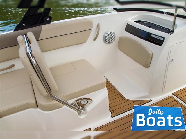 2017 Bayliner Vr5 Bowrider for sale. View price, photos and Buy 2017 ...