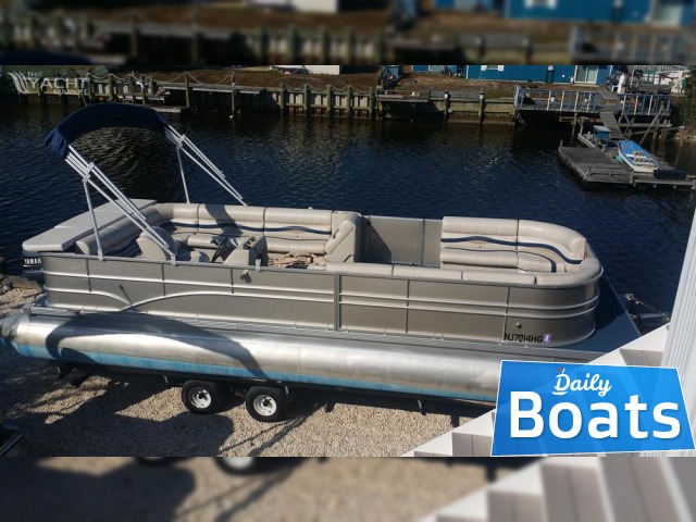 1996 Riviera Cruisers 24 Pontoon for sale. View price, photos and Buy ...