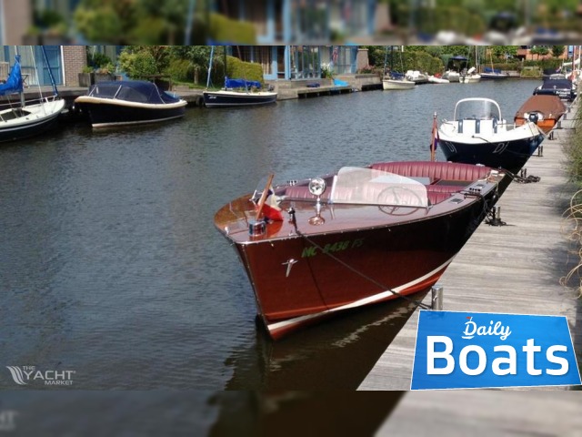 1960 Chris Craft Mariner Wooden Runabout Speedboat Racer for sale. View ...