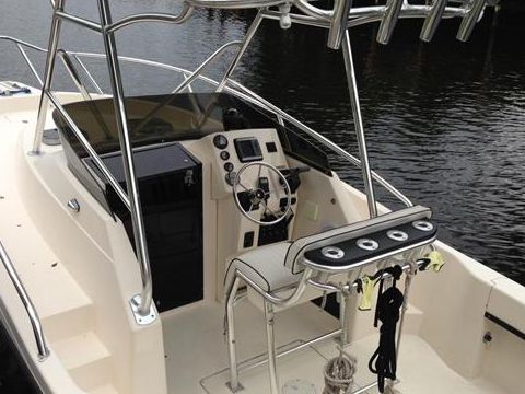 1994 Intrepid 246 Walkaround for sale. View price, photos and Buy 1994 ...