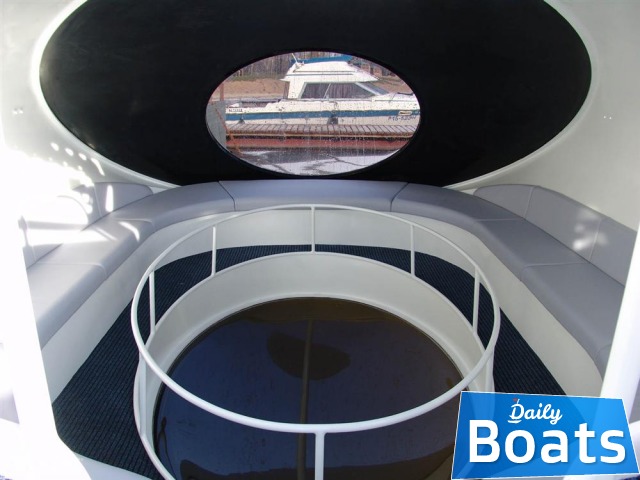 2019 Looker Paritetboat Glass Bottom Boat 350 for sale. View price ...