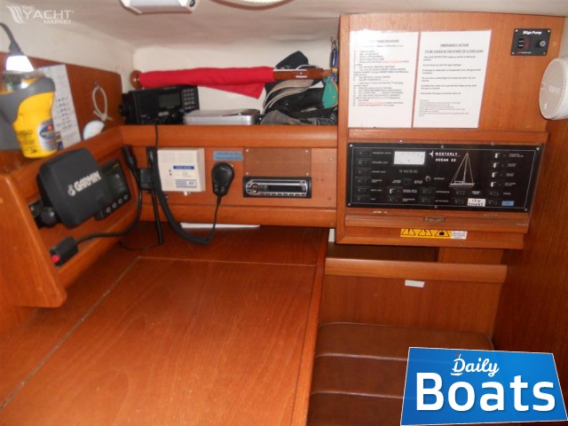 1999 Westerly Ocean 33 for sale. View price, photos and Buy 1999 ...