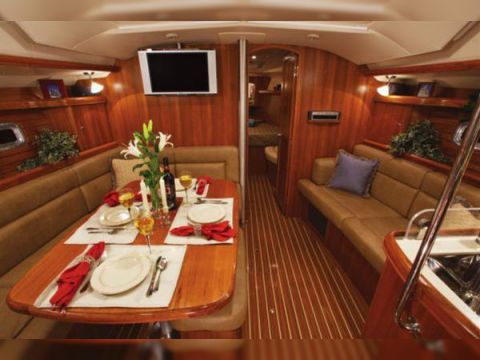 2011 Hunter Legend 45 Cc for sale. View price, photos and Buy 2011 ...