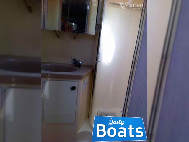 Tiara 40 mid cabin express for sale - Daily Boats