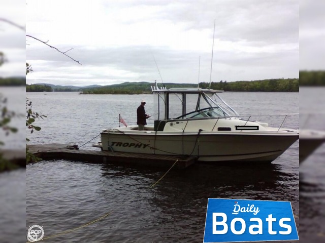 2003 Trophy Boats 2352 Walkaround for sale. View price, photos and Buy ...