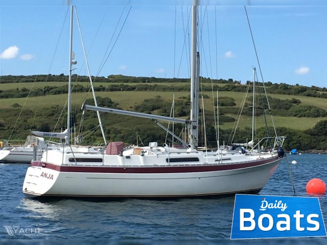 1982 Moody 33 for sale. View price, photos and Buy 1982 Moody 33 #171804