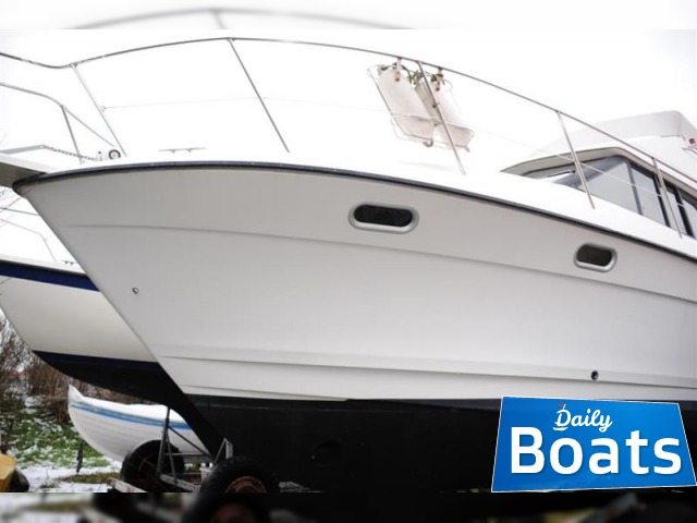 1994 Bayliner 3688 for sale. View price, photos and Buy 1994 Bayliner ...