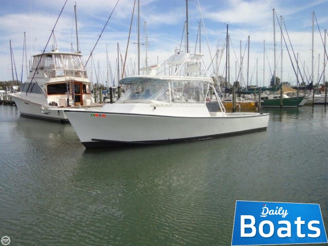 1977 Crusader 34 for sale. View price, photos and Buy 1977 Crusader 34 ...