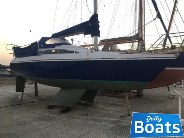 1990 Hunter Horizon 272 for sale. View price, photos and Buy 1990 ...