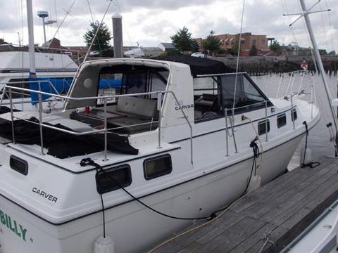 1983 Carver 28 Riviera for sale. View price, photos and Buy 1983 Carver ...